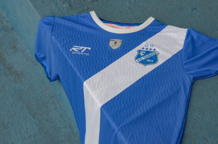 EC Taubaté lança camisa azul para temporada de 2023